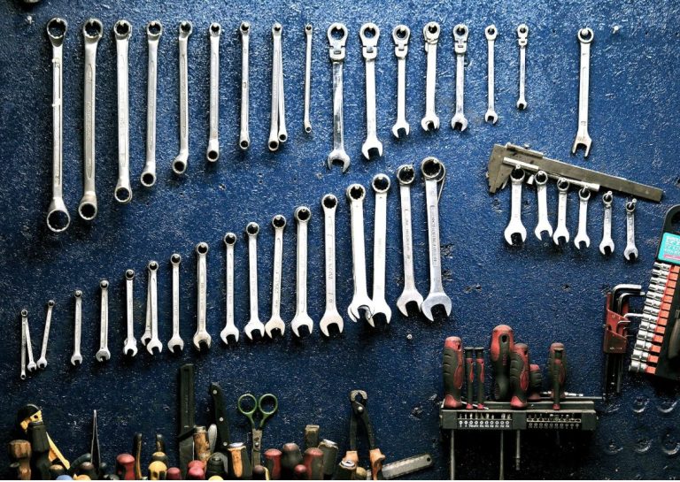 What Is a Mobile SDK and What Does It Do? | MobileApps.com